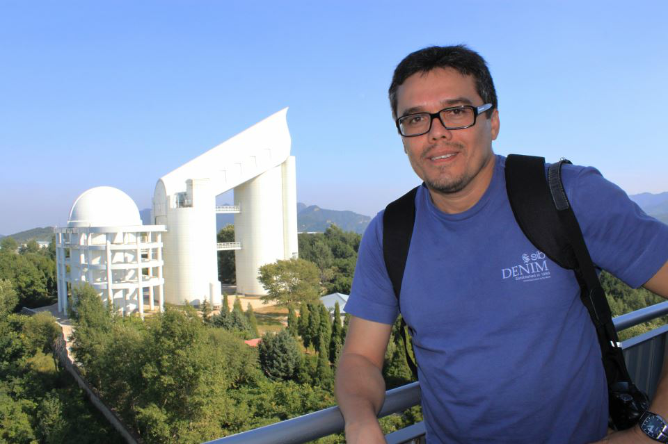 Pós-Graduação em Física promove palestra sobre astrofísica estelar ...